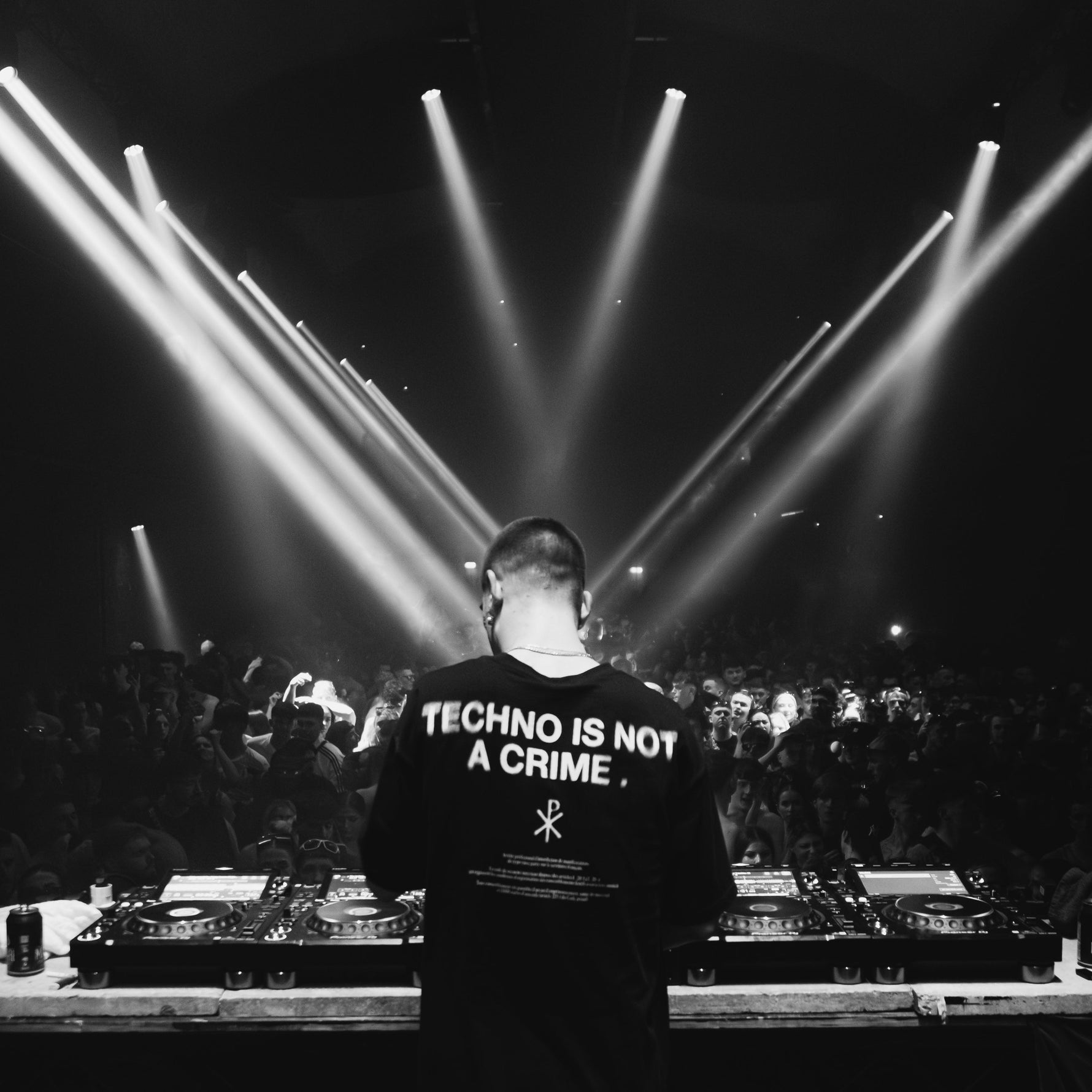 IMPACT TECHNO - MERCH